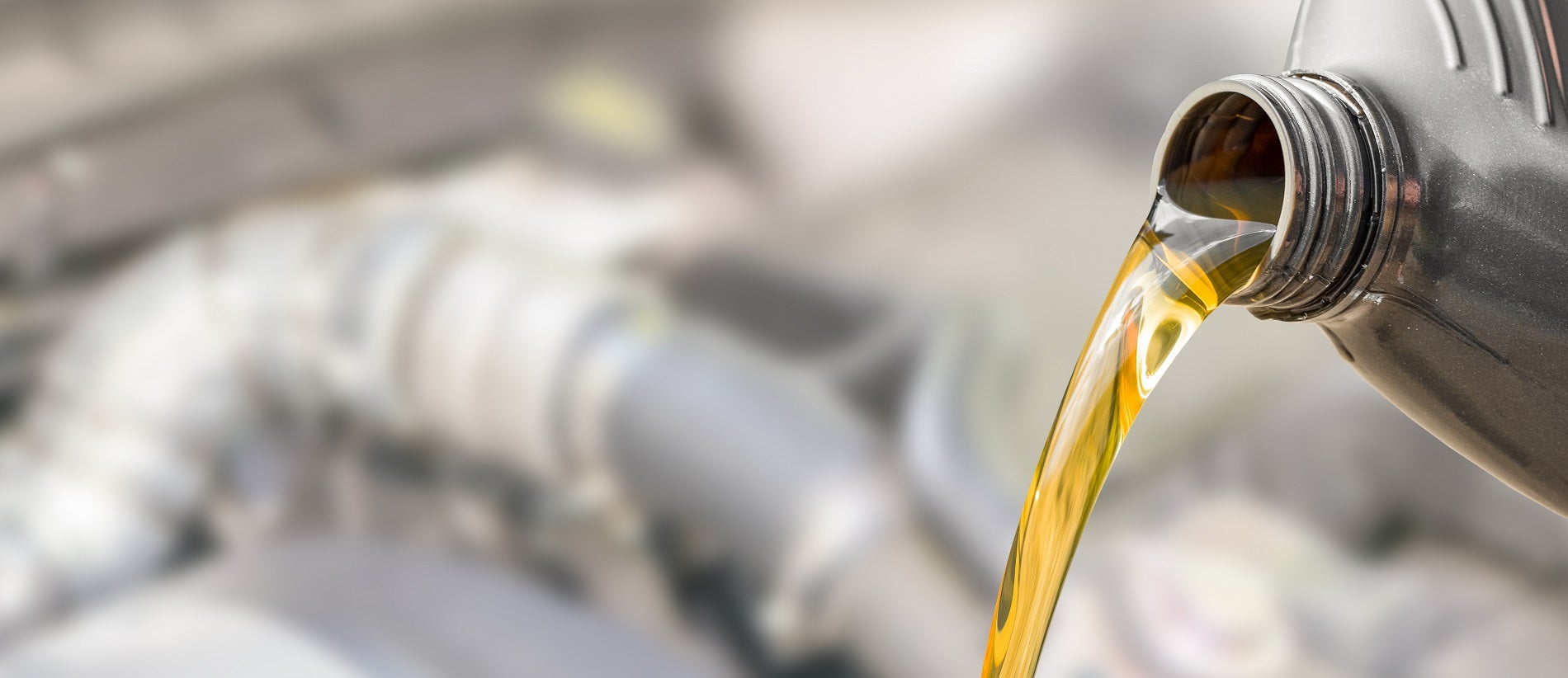 5 Signs You Need an Oil Change | Freemont Motor Companies